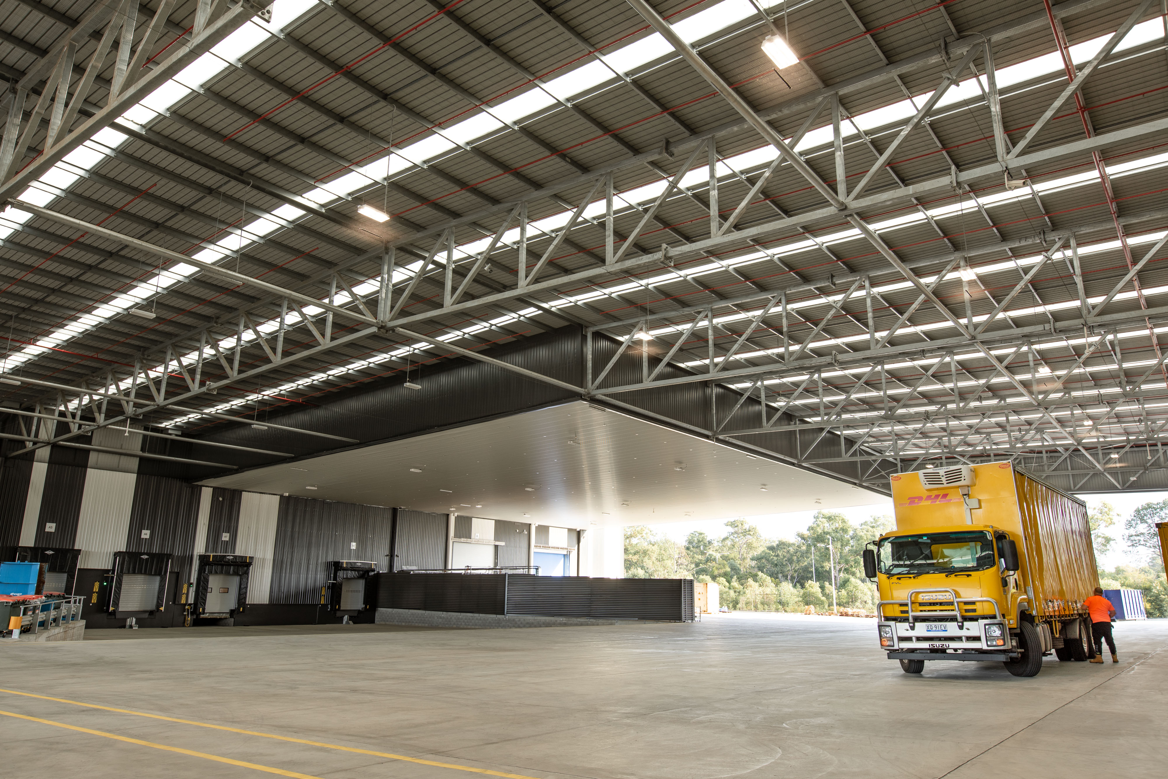 DHL Berrinba | Douglas C&E